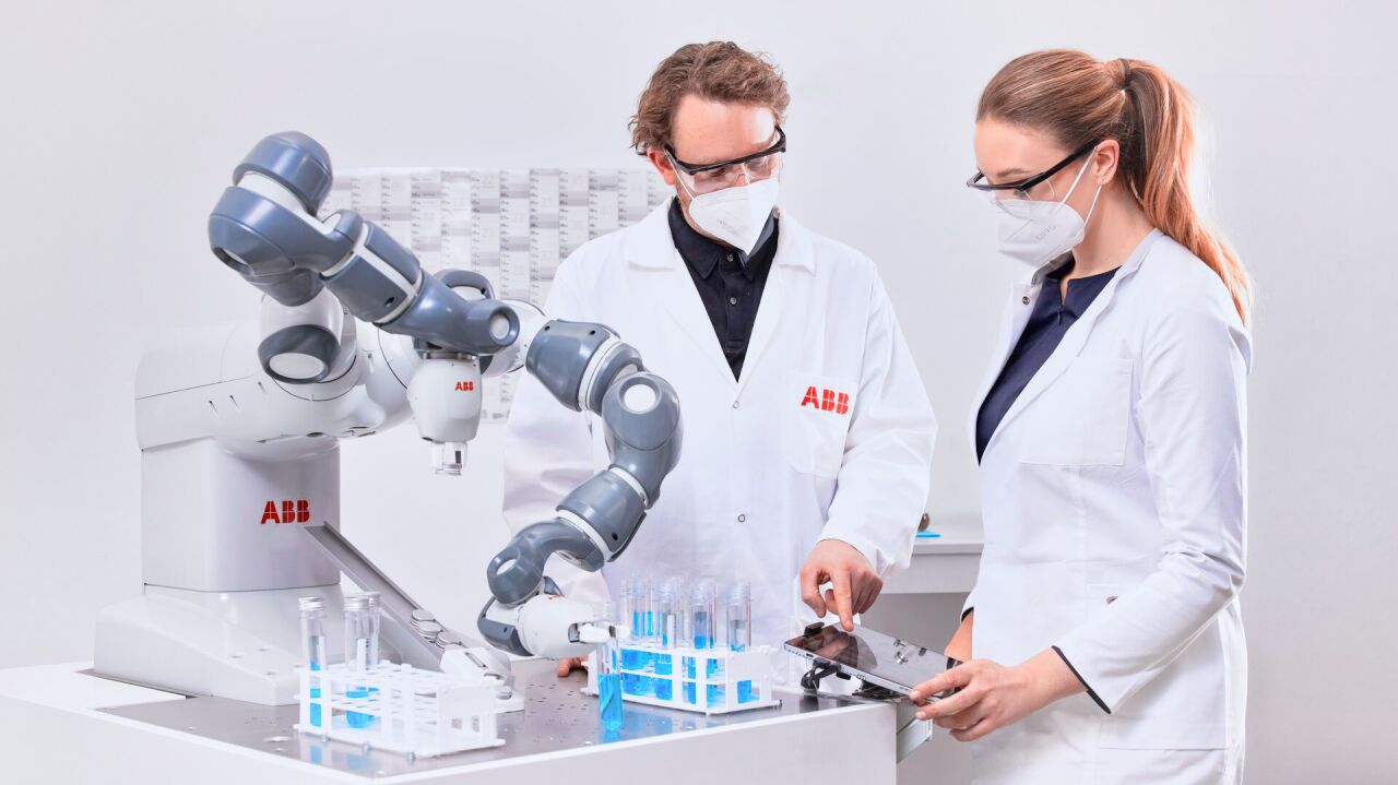 年代potlight on ABB: How to Program ABB Robots - RoboDK blog - 英格兰vs伊朗谁会赢？